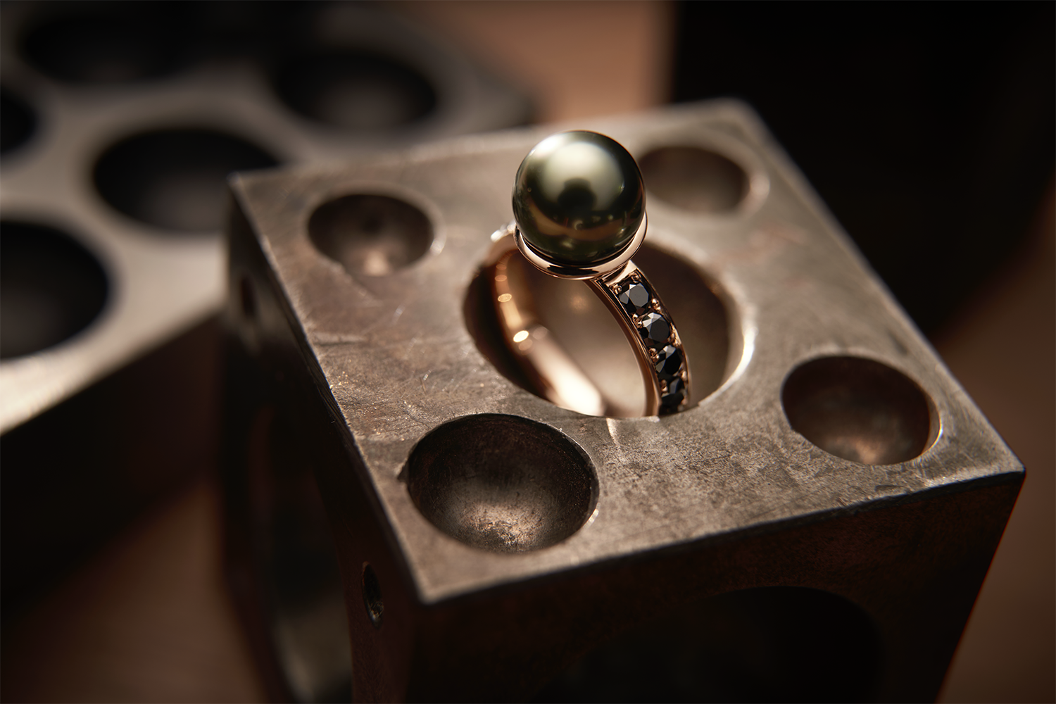Schmuck aus dem Goldschmiede-Atelier - Sahak Fine Swiss Jewellery